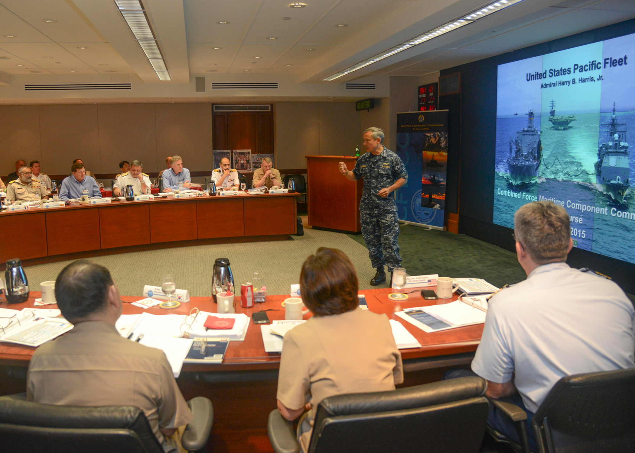 Naval War College Facilitates Flag Officer Course at PACFLT
